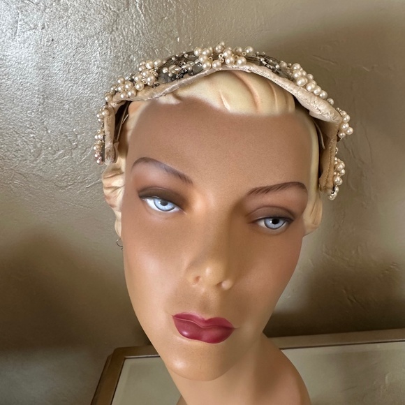 ALFREDA, INC. | Accessories | Royal 95s Pale Yellow Velvet Cocktail Hat ...